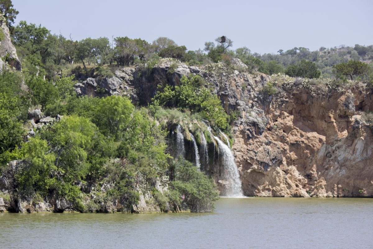 15 Stunning Waterfalls in Texas (+ Map to Find Them!)