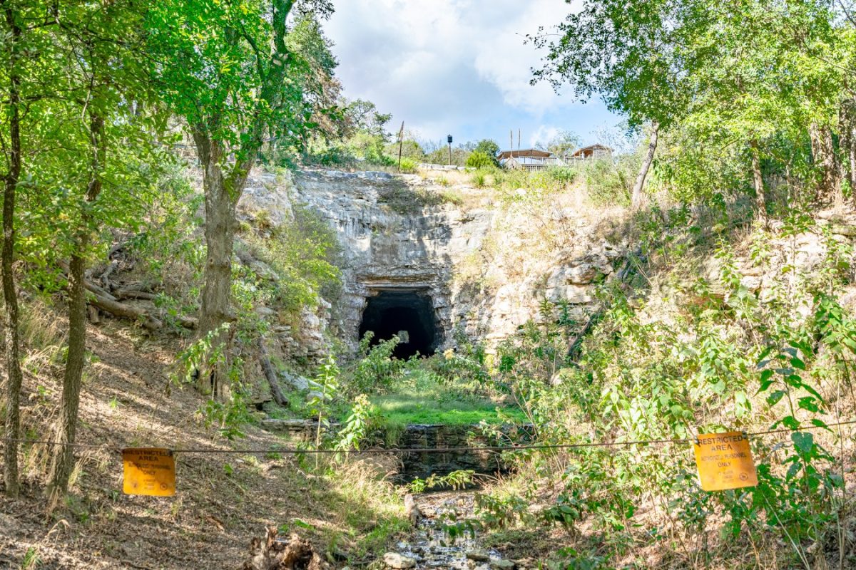 Old Tunnel State Park: Bats, Views + Texas History