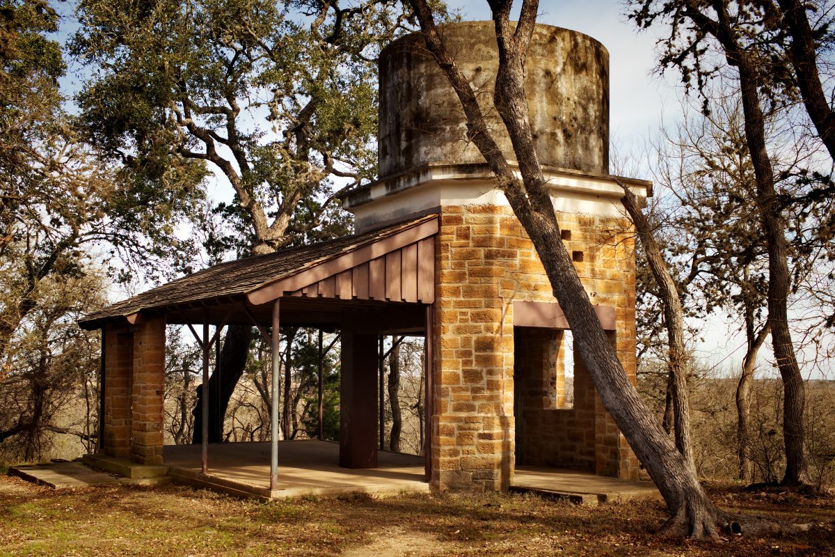 6 Fun Things to Do in Lockhart, Texas (BBQ + Beyond)