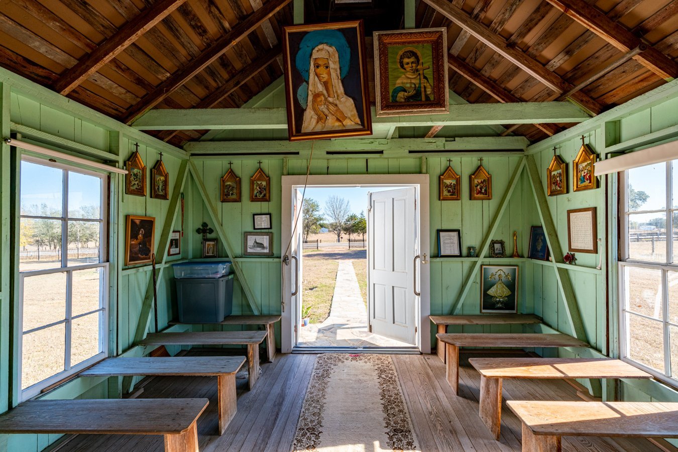 How to Visit St. Martin's in Texas (The World's Smallest Catholic Church!)
