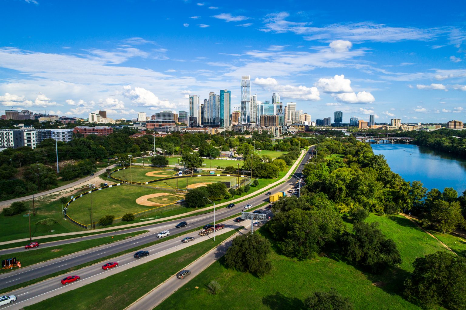 Driving From Dallas to Austin: Where to Stop + Tips!